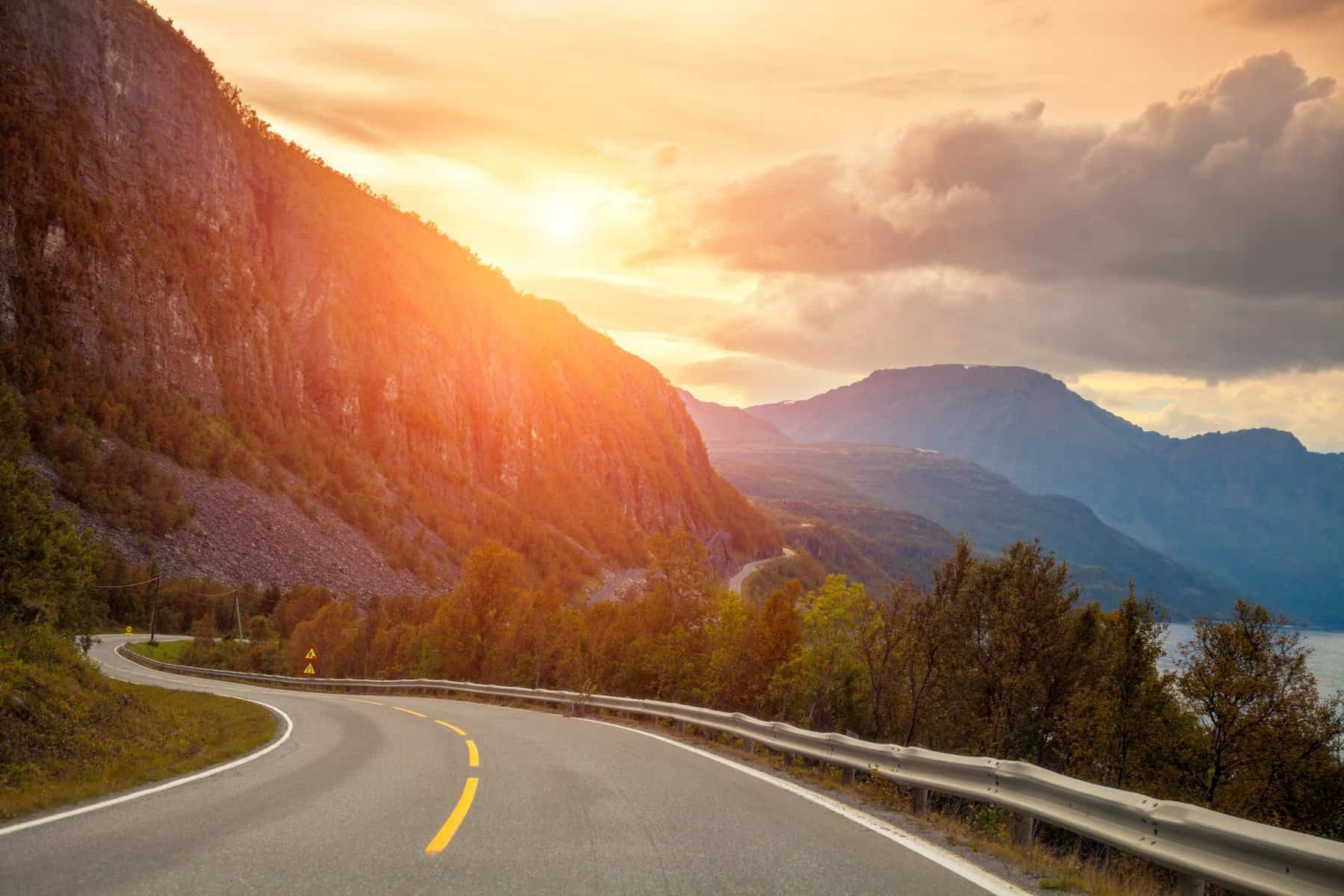 The Ultimate Guide to Keeping Kids Entertained on a United States Road ...